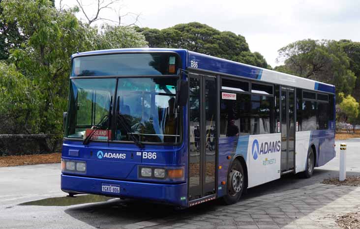 Adams Pinnacle Tours | australia.SHOWBUS.com BUS & COACH IMAGE GALLERY | WA