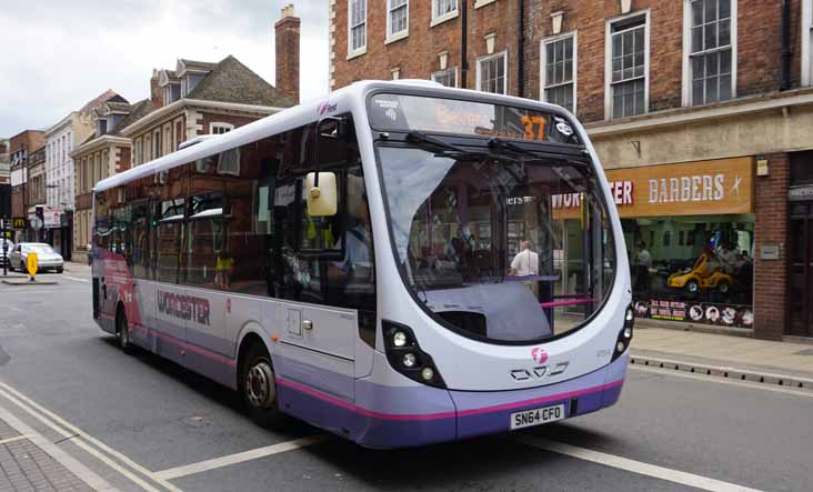 First Midlands | SHOWBUS MIDLANDS BUS IMAGE GALLERY | Midland Red West
