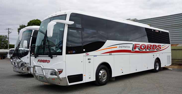 Ford's Bus Service | australia.SHOWBUS.com BUS IMAGE GALLERY | Victoria