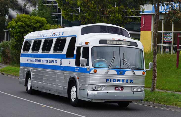 Pioneer Tours | SHOWBUS INTERNATIONAL COACH IMAGE GALLERY