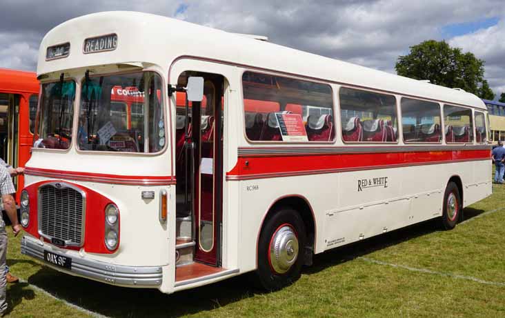 Red & White Services | SHOWBUS WALES BUS IMAGE GALLERY
