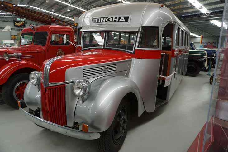 Symes Coaches | australia.SHOWBUS.com BUS IMAGE GALLERY | NSW