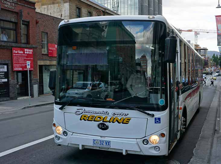Tasmanian Redline Coaches | australia.SHOWBUS.com BUS IMAGE GALLERY