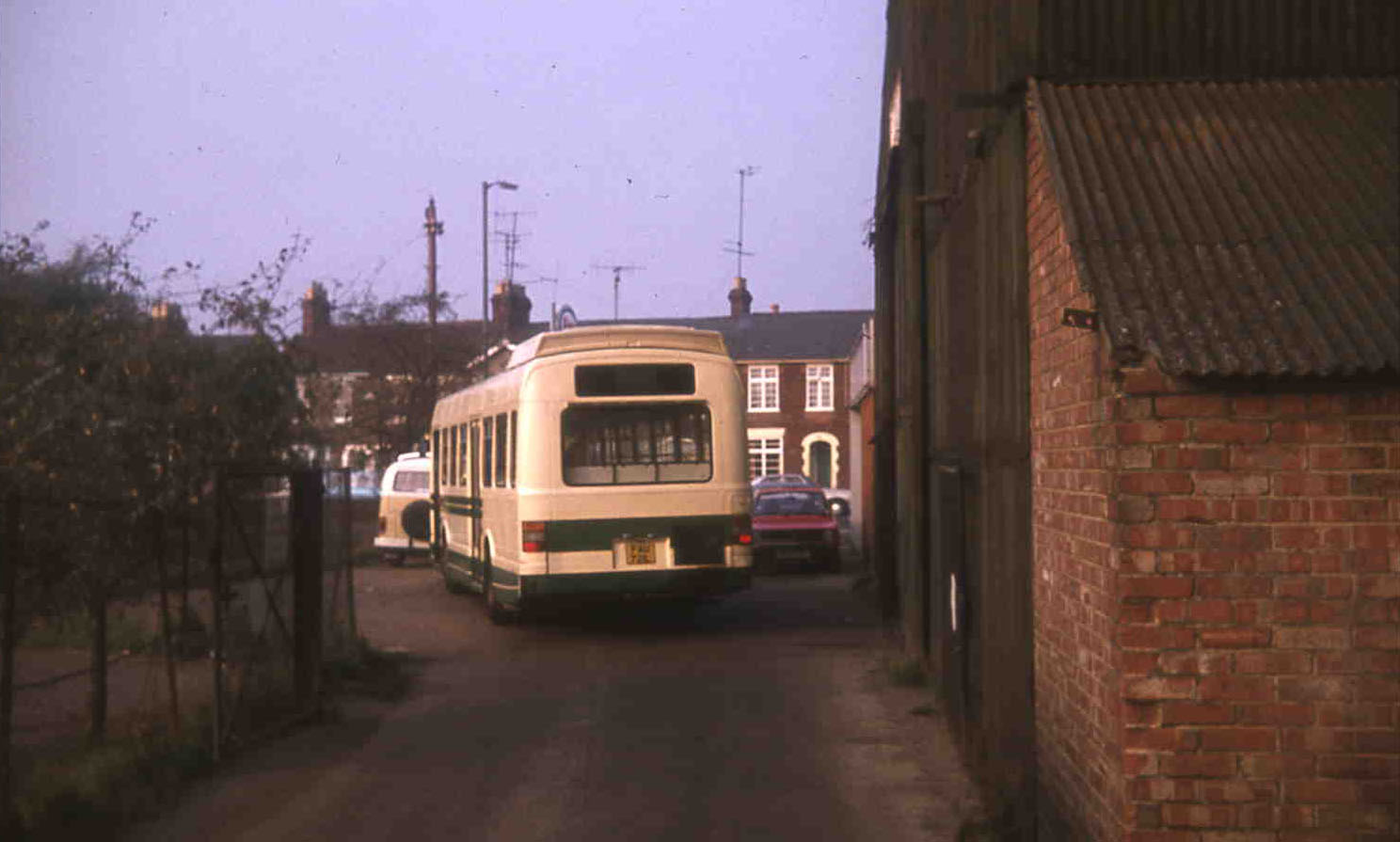 RED ROVER | SHOWBUS BUS IMAGE GALLERY | London & Home Counties