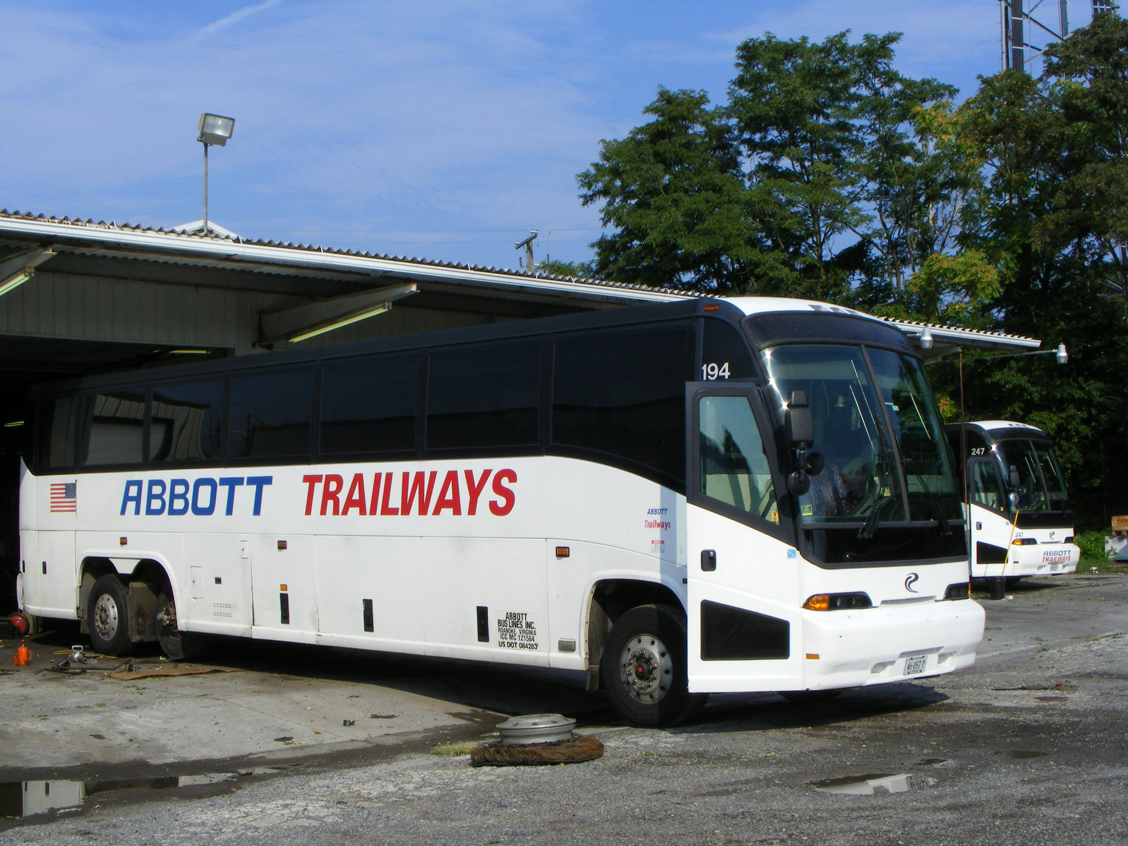 Abbott Trailways, Roanoke | SHOWBUS AMERICA BUS IMAGE GALLERY | USA