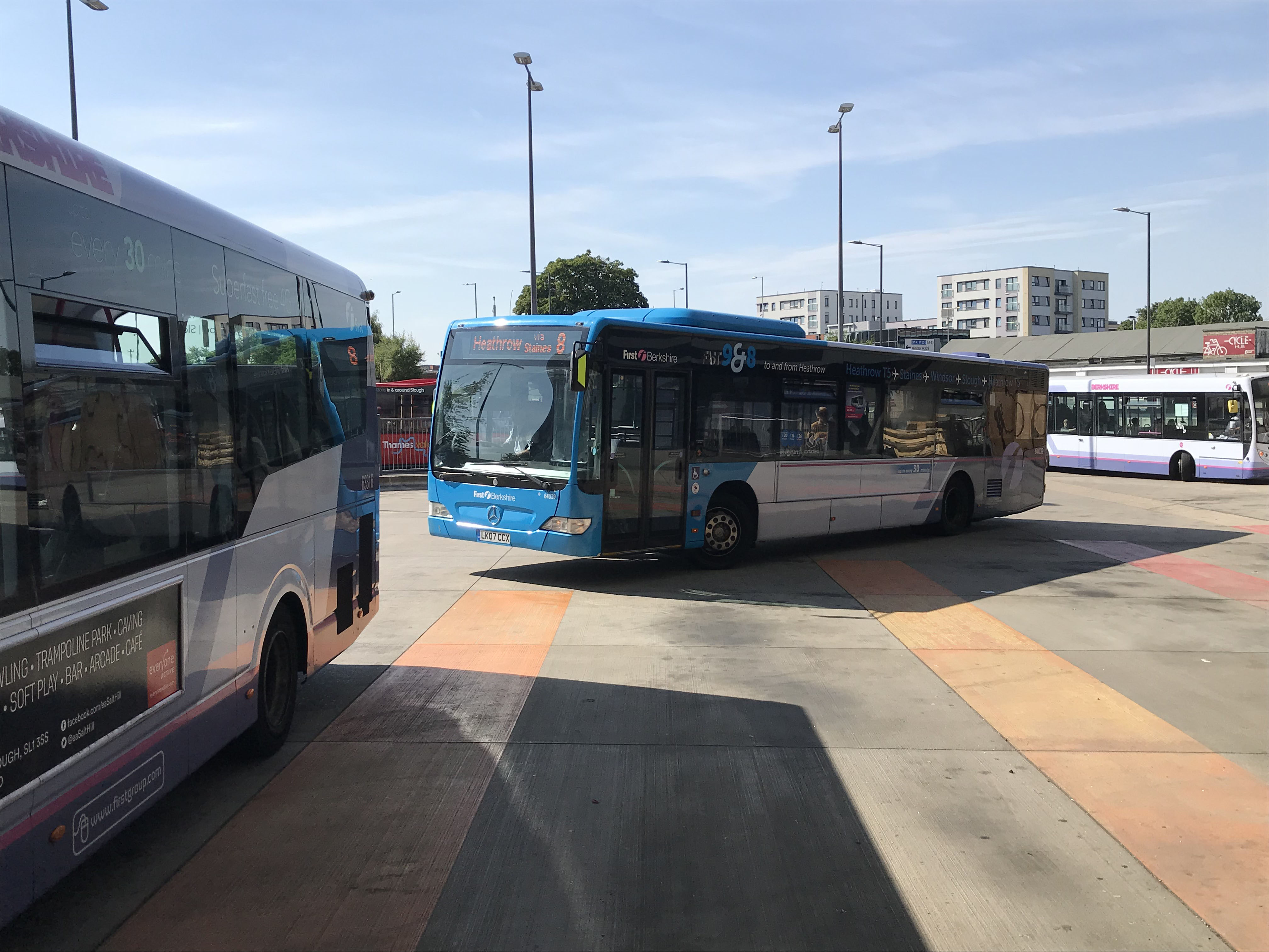 Beeline & First Berkshire | SHOWBUS BUS IMAGE GALLERY | London & Home ...