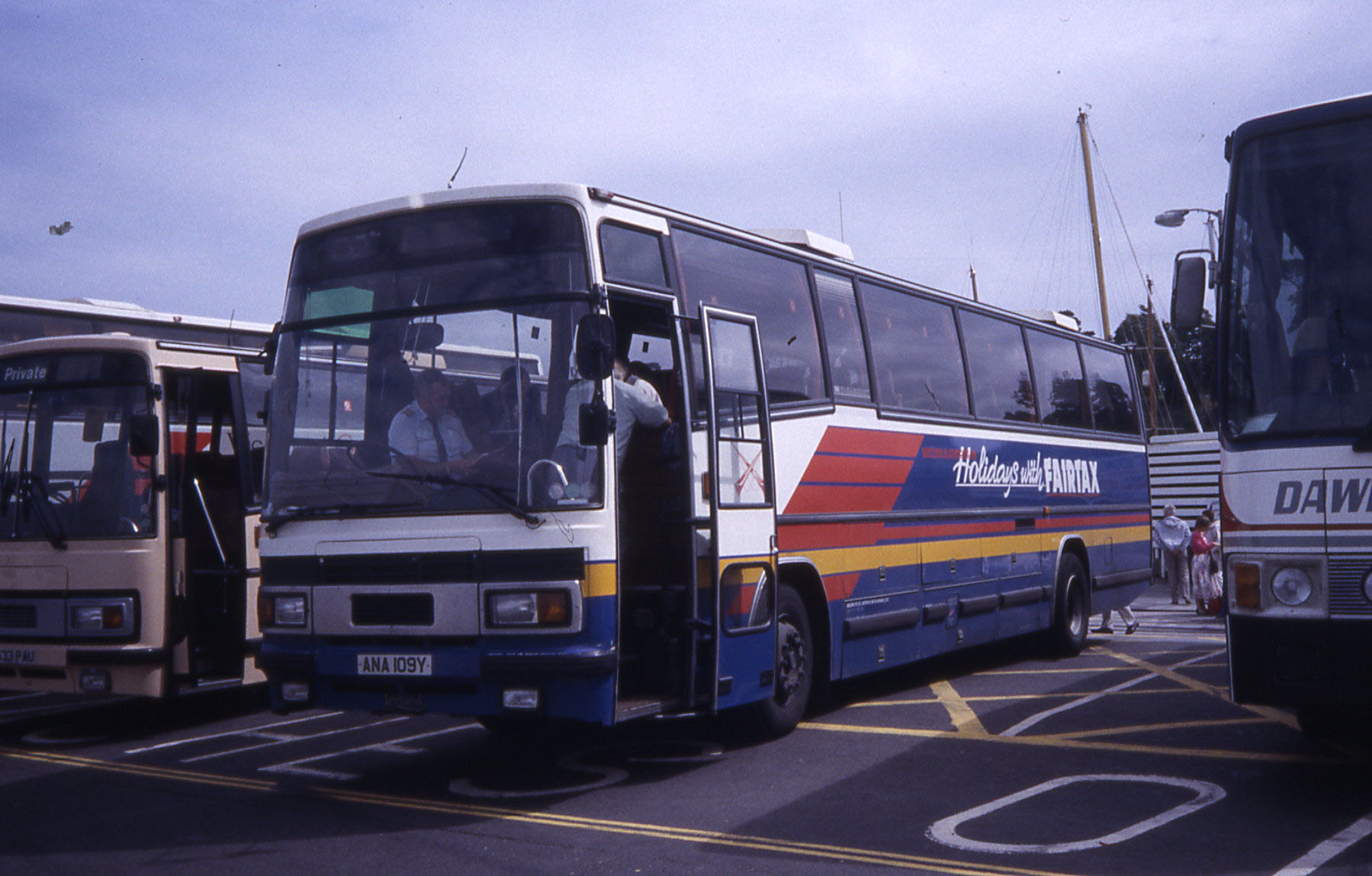 Midland Fox | SHOWBUS BUS IMAGE GALLERY | Midlands