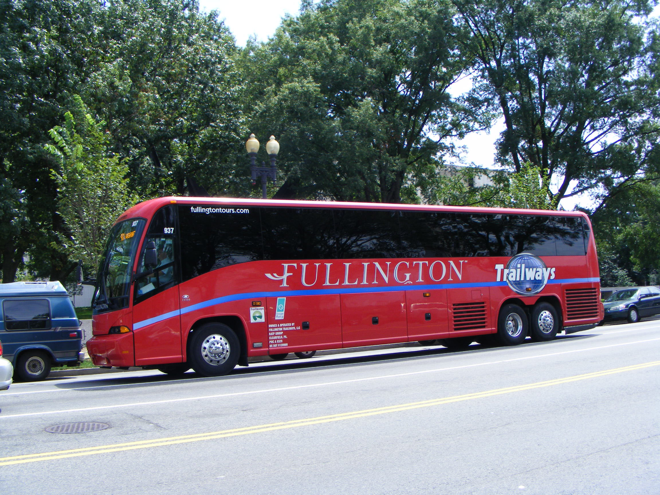 Fullington Trailways | SHOWBUS INTERNATIONAL BUS IMAGE GALLERY - USA