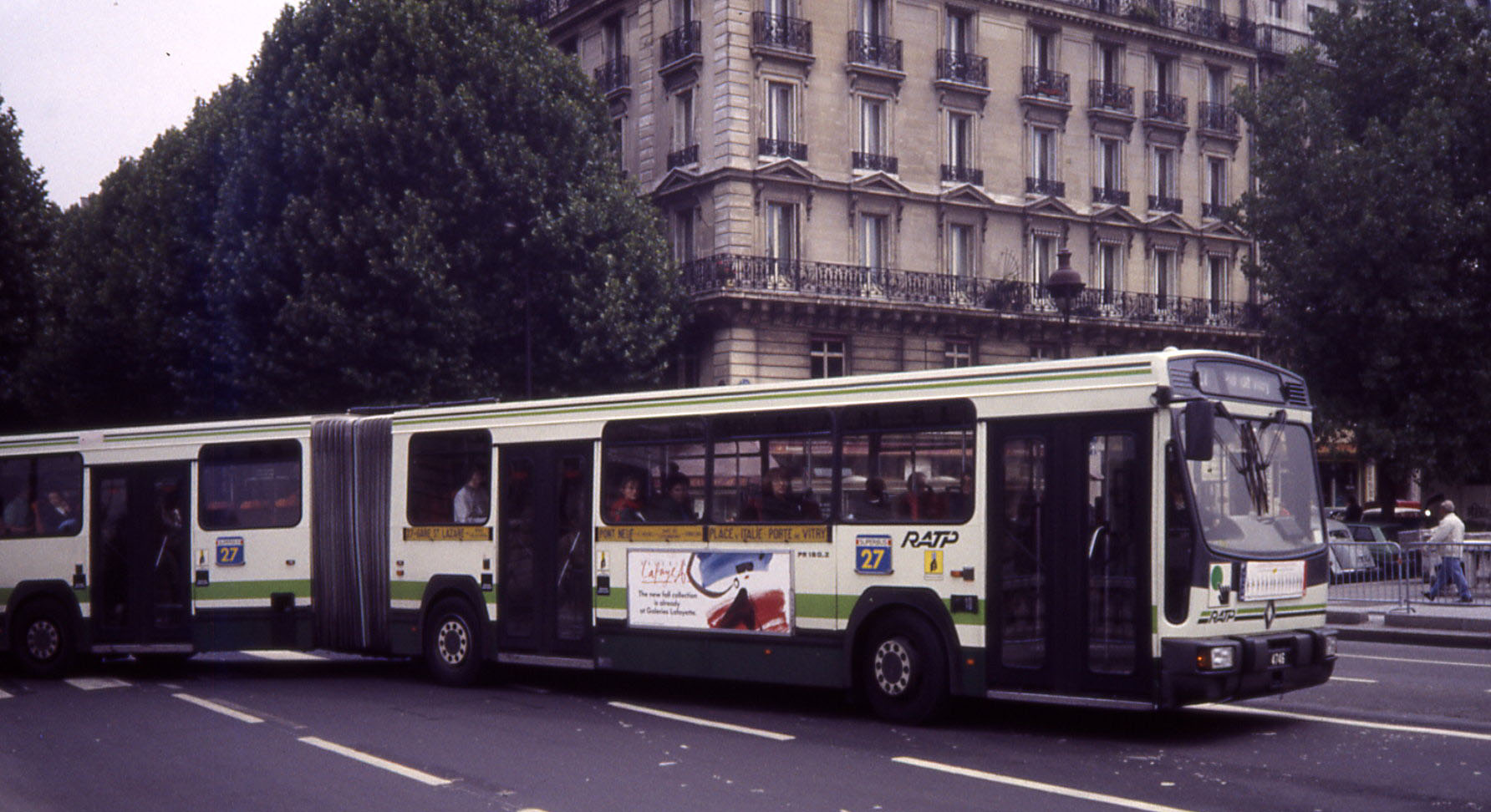 RATP | Articulated buses | SHOWBUS INTERNATIONAL BUS IMAGE GALLERY | France