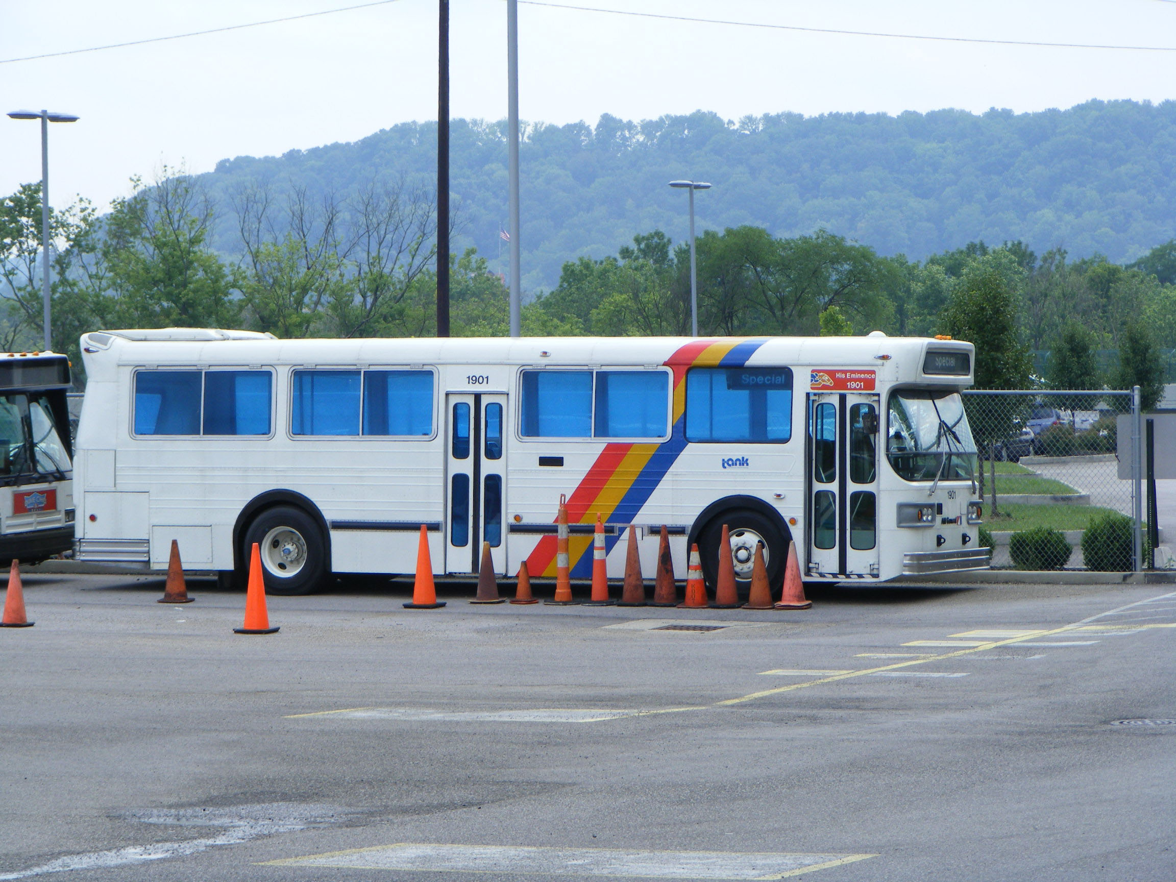 TANK Transit Authority Of North Kentucky SHOWBUS AMERICA BUS IMAGE