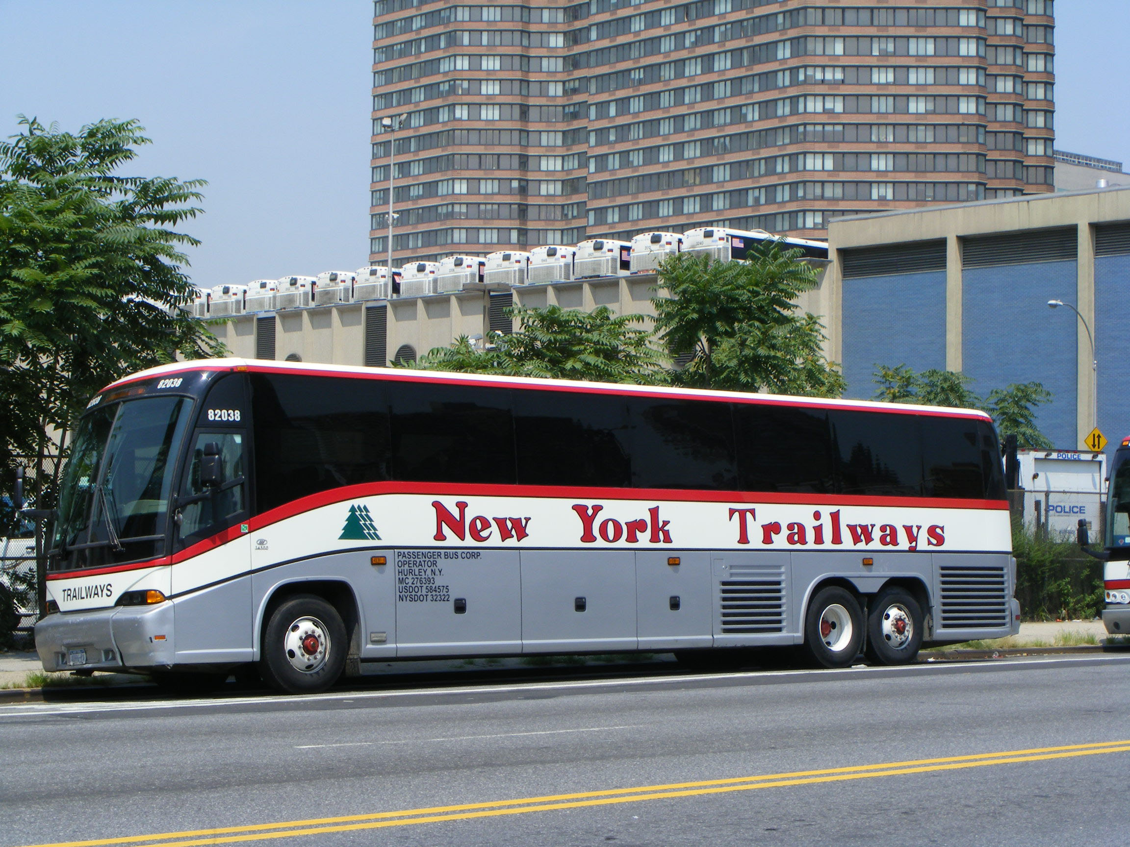 New York state | SHOWBUS AMERICA BUS IMAGE GALLERY | MCI Coaches | USA