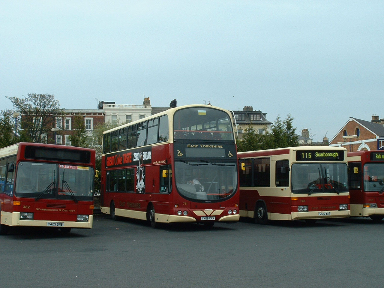 East Yorkshire Bus Image Gallery at showbus.com