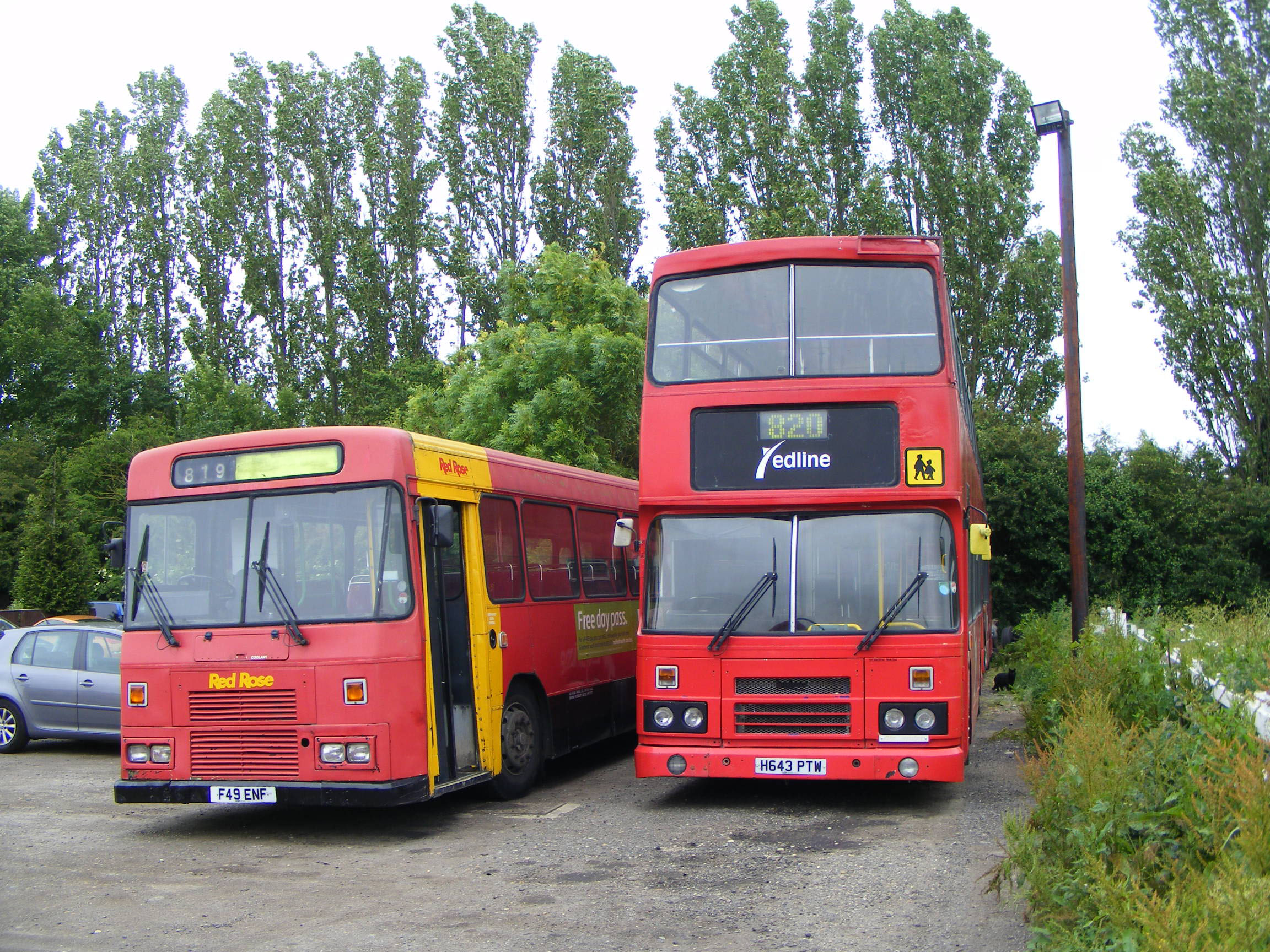 Redline | SHOWBUS Bus Image Gallery | London & Home Counties