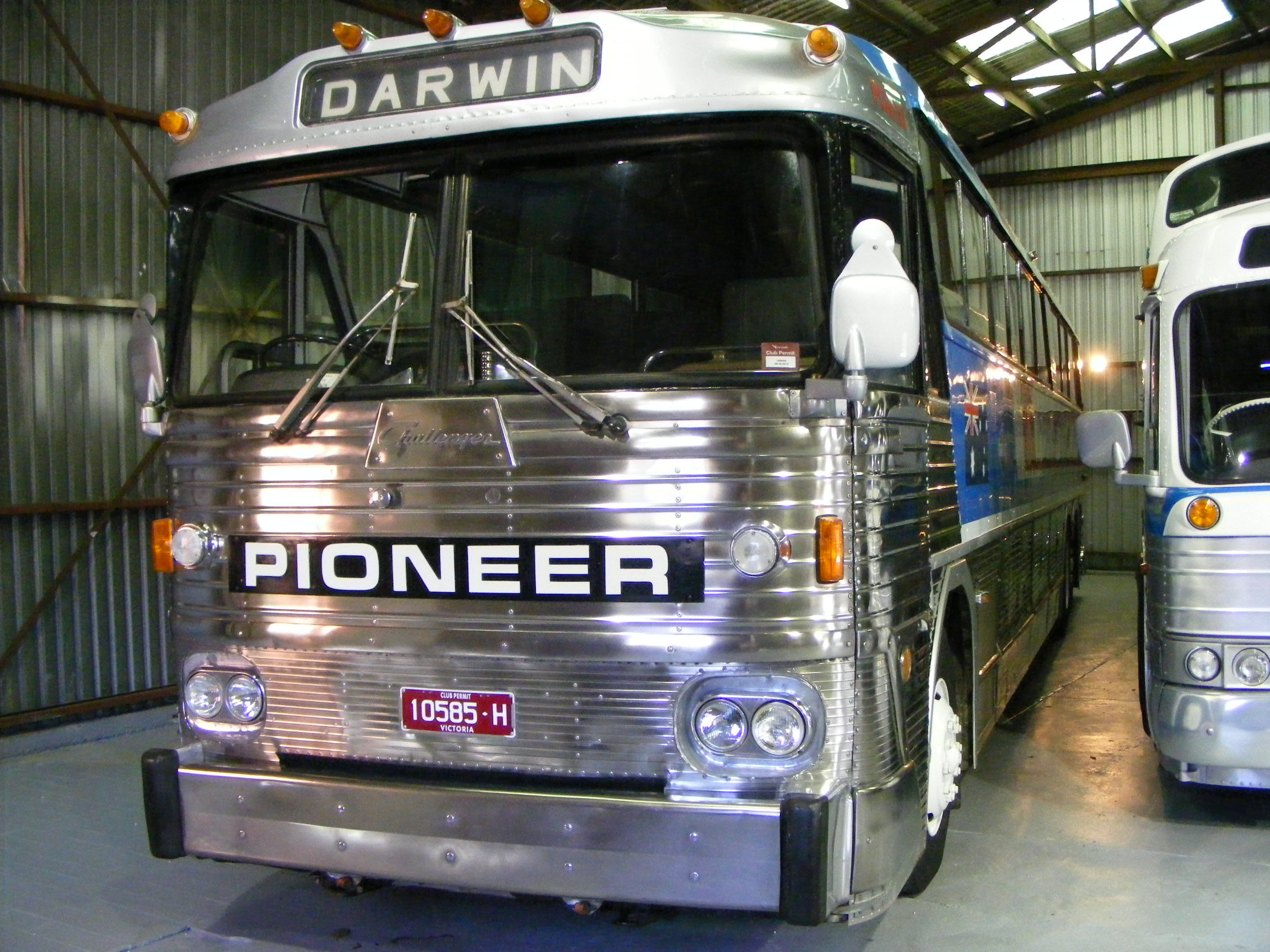 Pioneer Tours | SHOWBUS INTERNATIONAL COACH IMAGE GALLERY