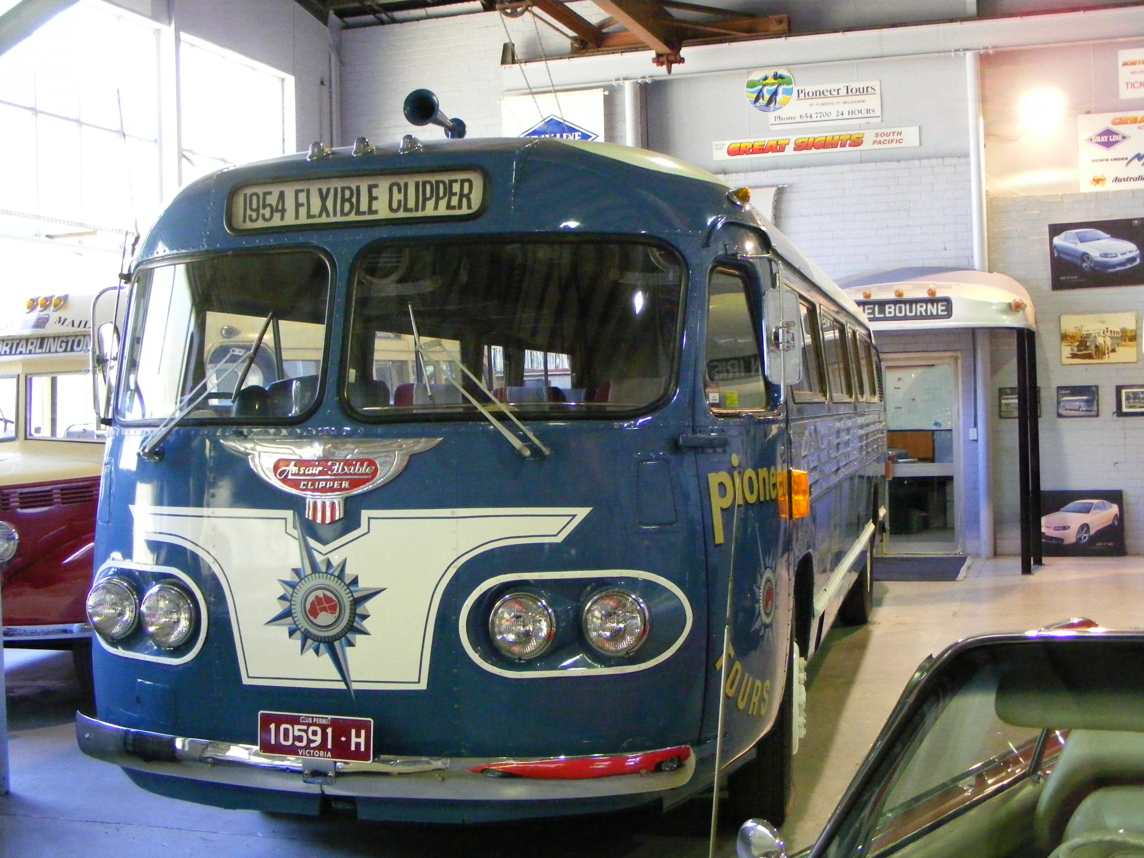 Pioneer Tours | SHOWBUS INTERNATIONAL COACH IMAGE GALLERY