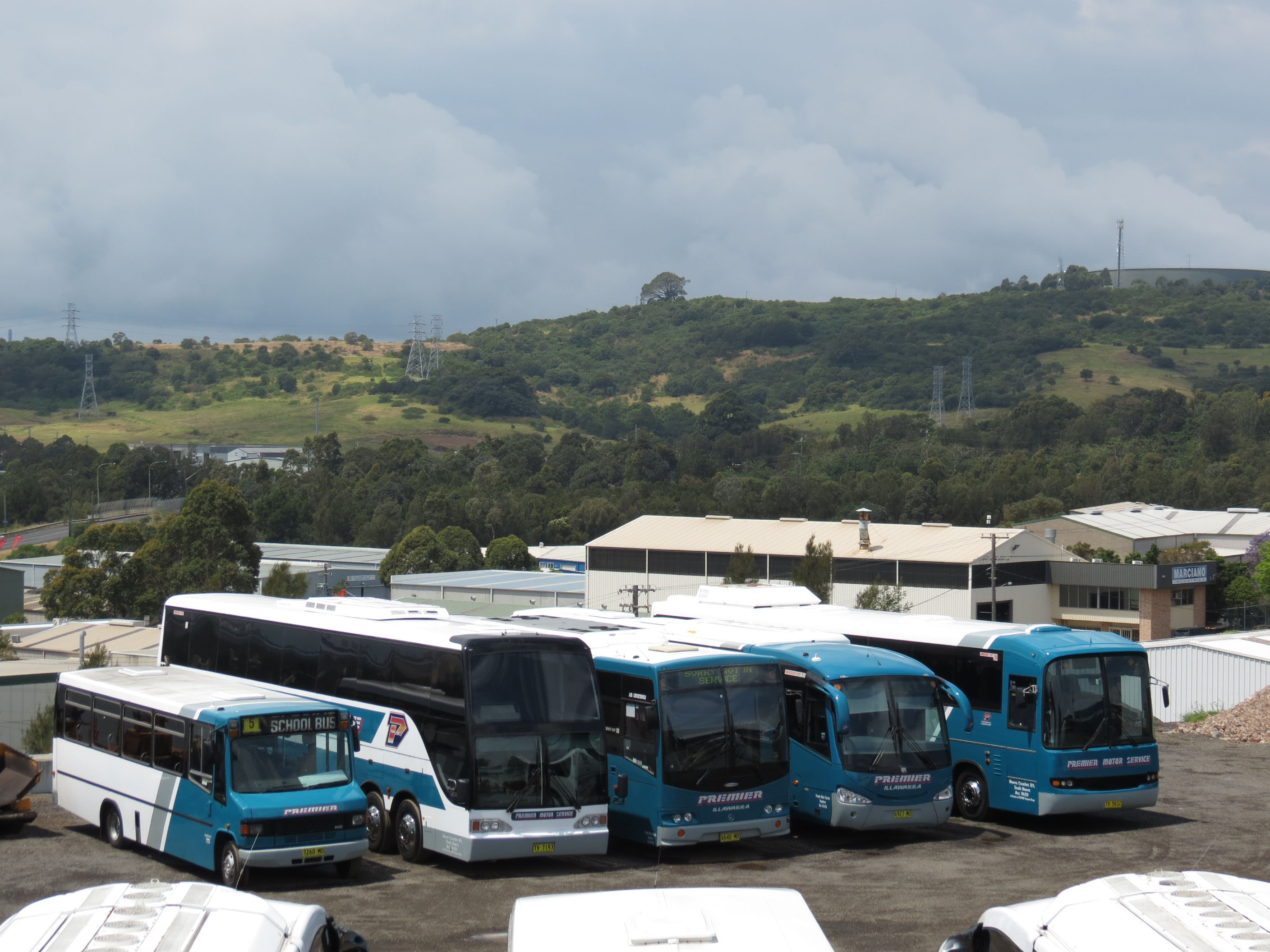 Premier Motor Services | australia.SHOWBUS.com BUS IMAGE GALLERY | NSW