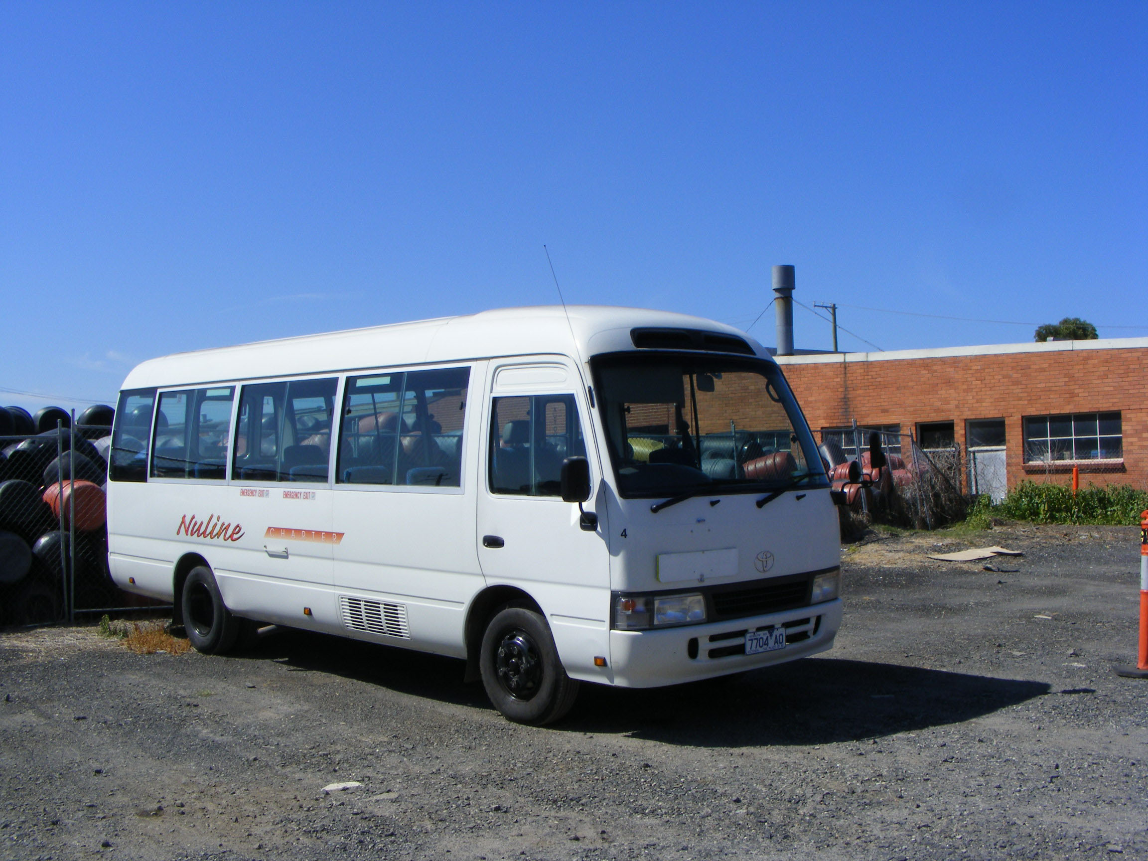 Nuline Coaches - australia.SHOWBUS.com BUS IMAGE GALLERY