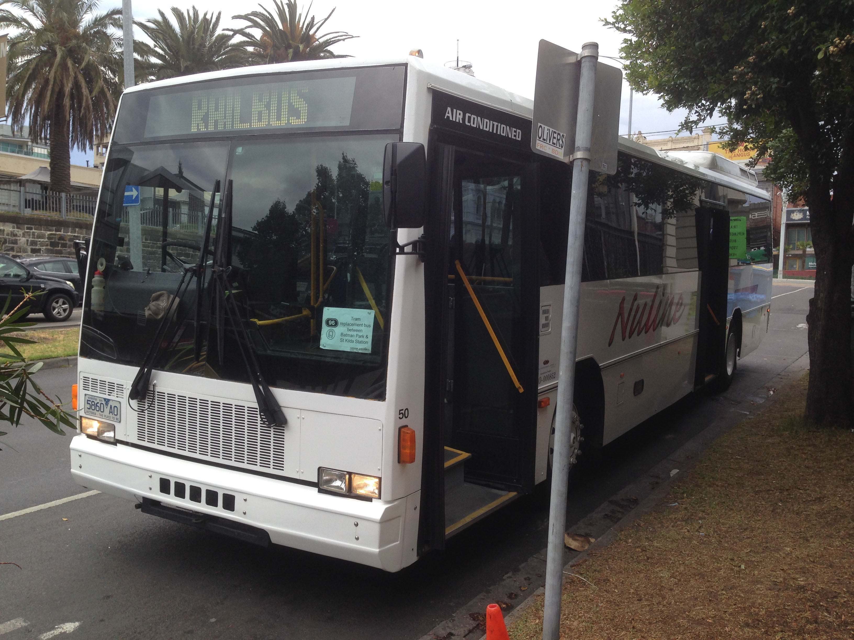 Brisbane Transport | australia.SHOWBUS.com BUS IMAGE GALLERY