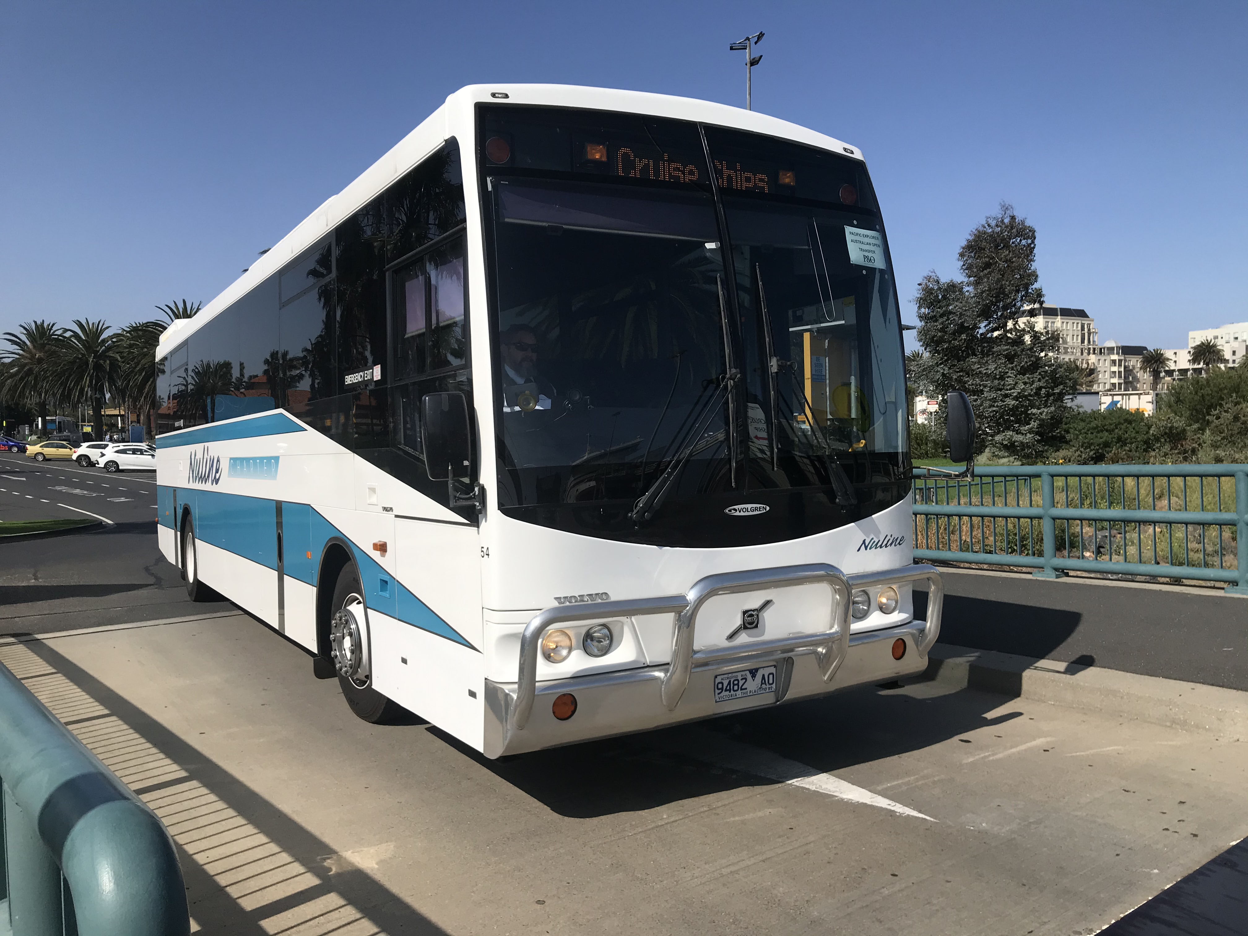 Nuline Charter | australia.SHOWBUS.com BUS & COACH IMAGE GALLERY