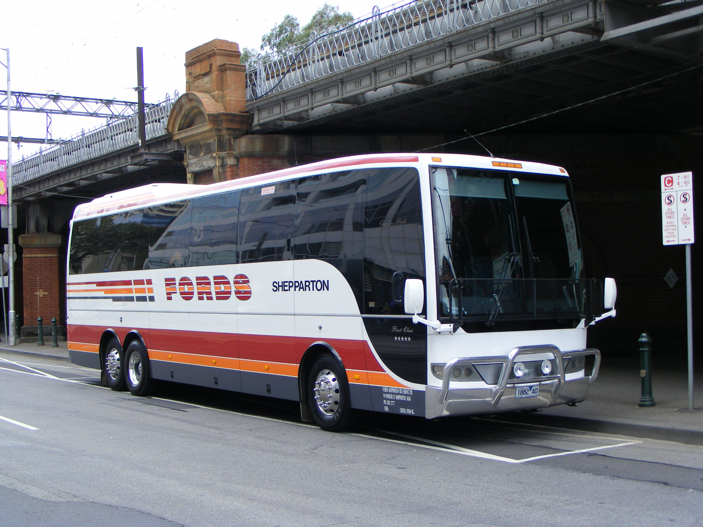 Ford's Bus Service | australia.SHOWBUS.com BUS IMAGE GALLERY | Victoria