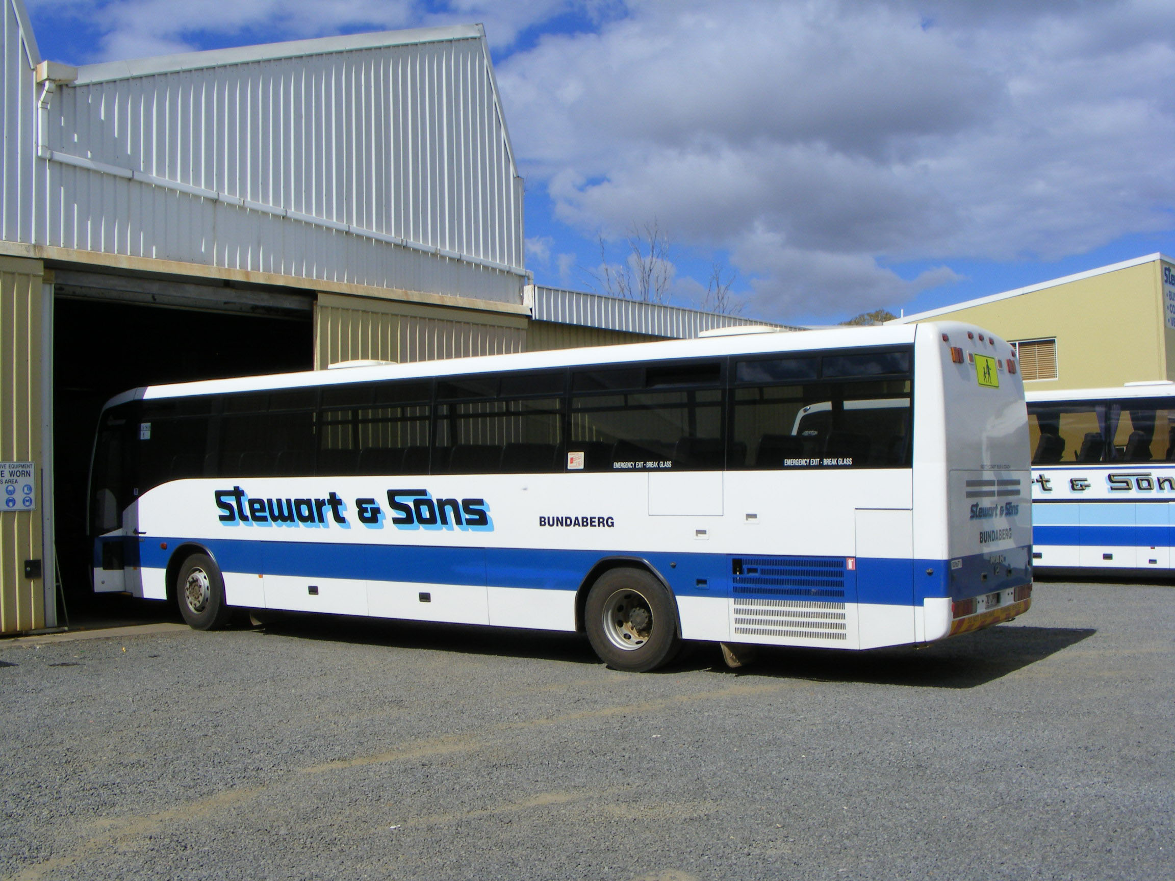 Stewart & Sons Bundaberg australia.SHOWBUS.com BUS IMAGE GALLERY