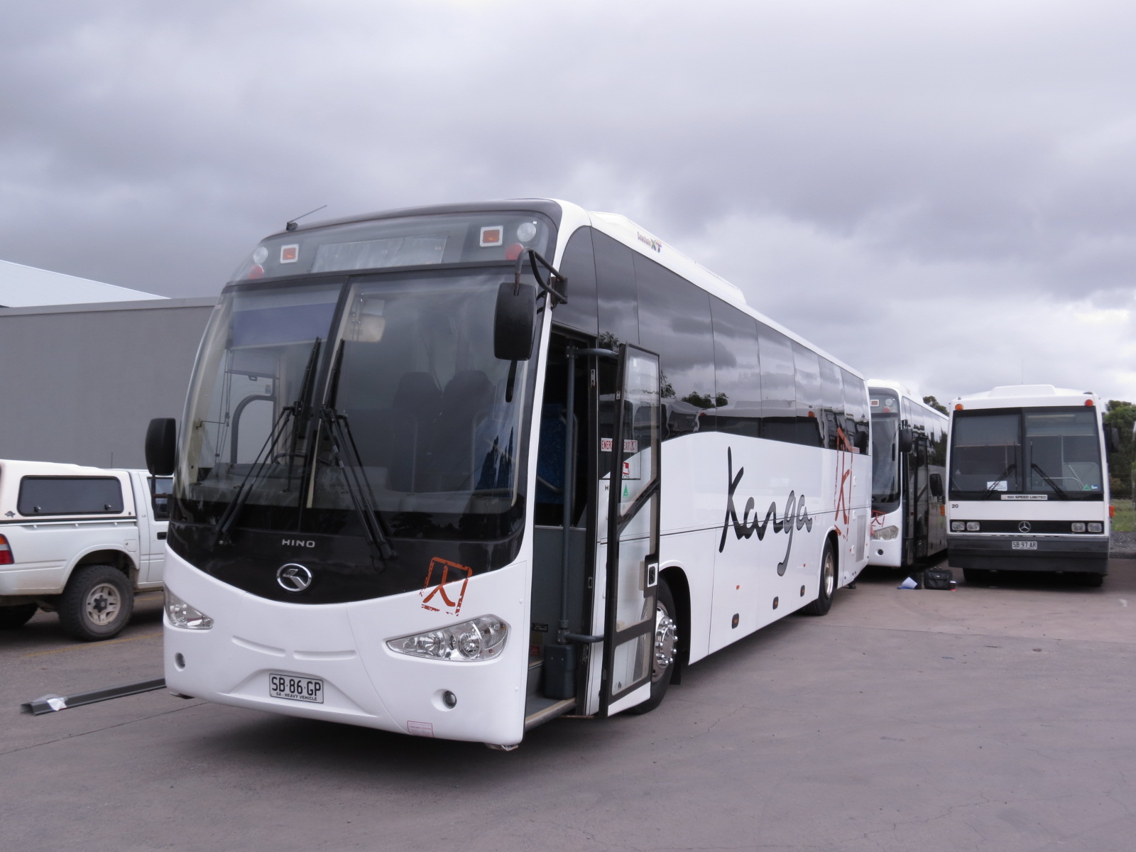 Kanga Coachlines | South Australia | australia.SHOWBUS.com BUS IMAGE