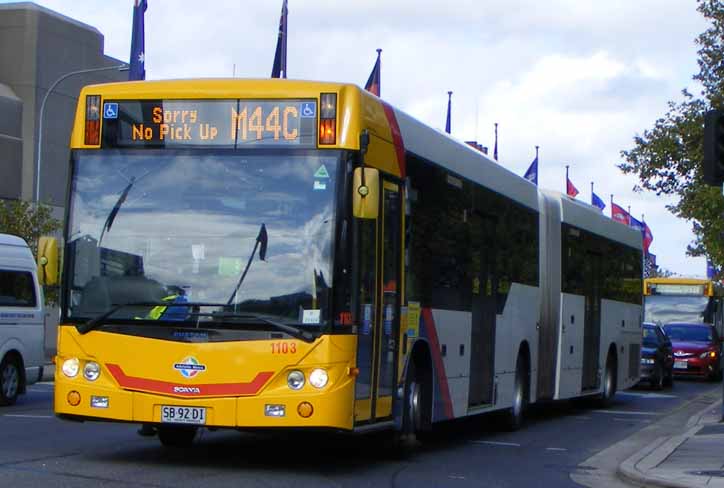 Adelaide Metro articulated buses | australia.SHOWBUS.com BUS IMAGE GALLERY