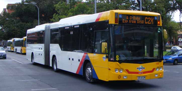 Adelaide Metro articulated buses | australia.SHOWBUS.com BUS IMAGE GALLERY