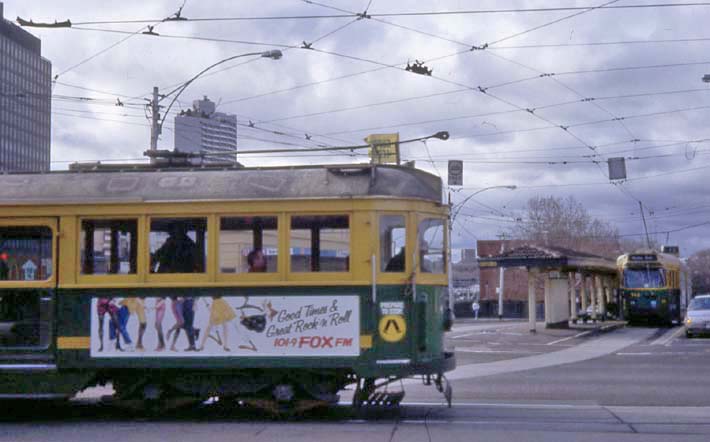 The MET - australia.SHOWBUS.com PHOTO GALLERY