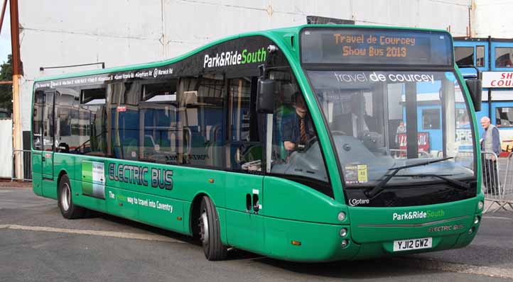 Mike de Courcey Travel | SHOWBUS PHOTO GALLERY