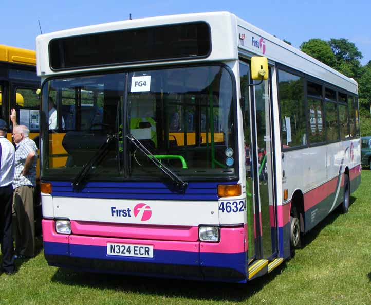 First Hampshire & Dorset | SHOWBUS BUS IMAGE GALLERY