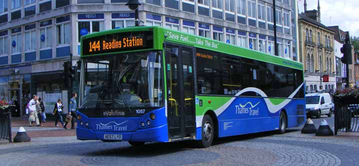 SHOWBUS PHOTO GALLERY - Thames Travel
