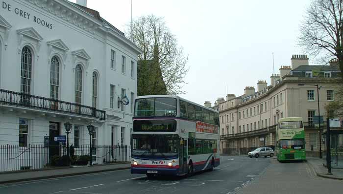 First York SHOWBUS bus image Gallery