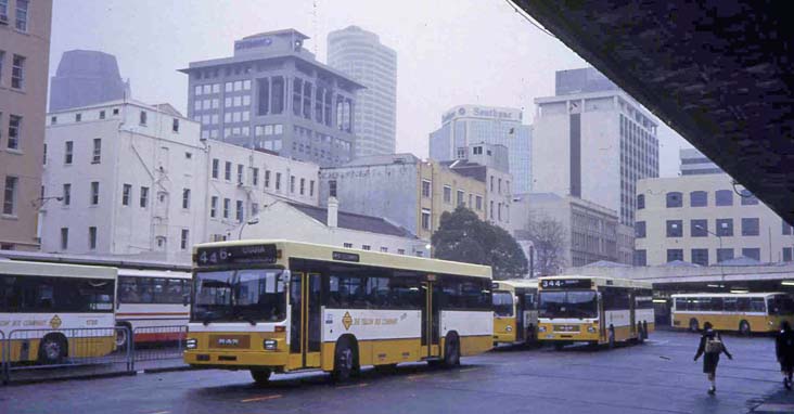 The Yellow Bus Company | SHOWBUS INTERNATIONAL BUS IMAGE GALLERY | NEW ...
