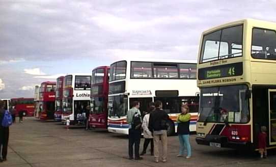 EFE SHOWBUS PHOTO GALLERY